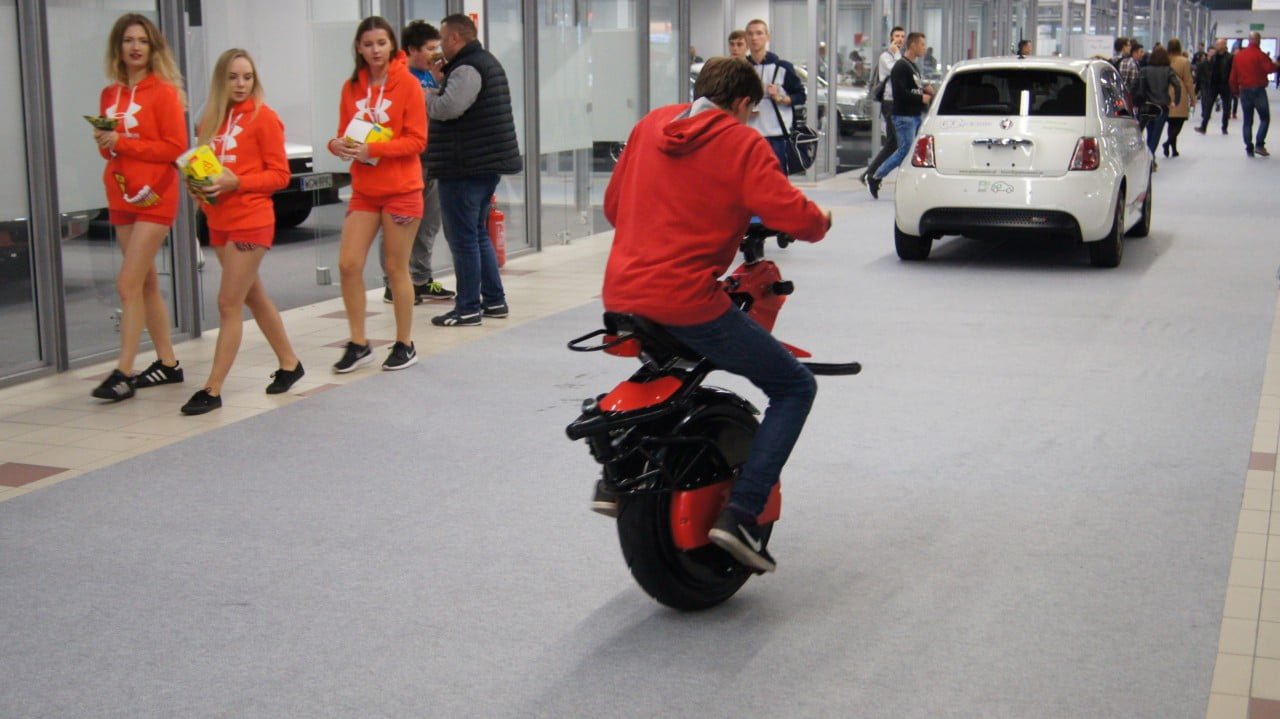 VELEX model WHEEL-e - VELEX