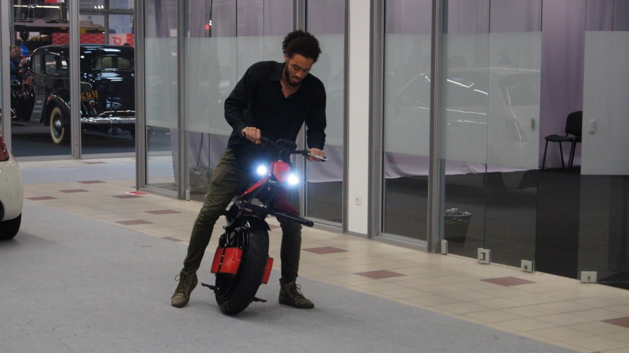 VELEX model WHEEL-e - VELEX