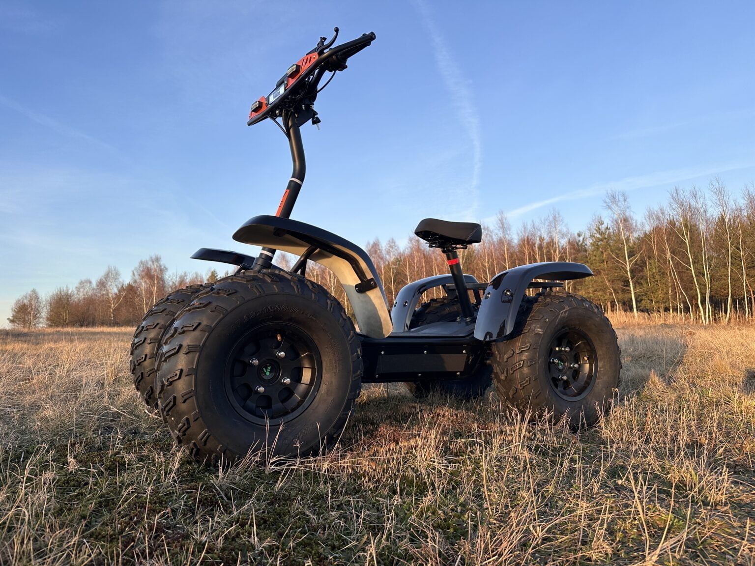 Pojazd elektryczny 4x4 VELEX Sampler